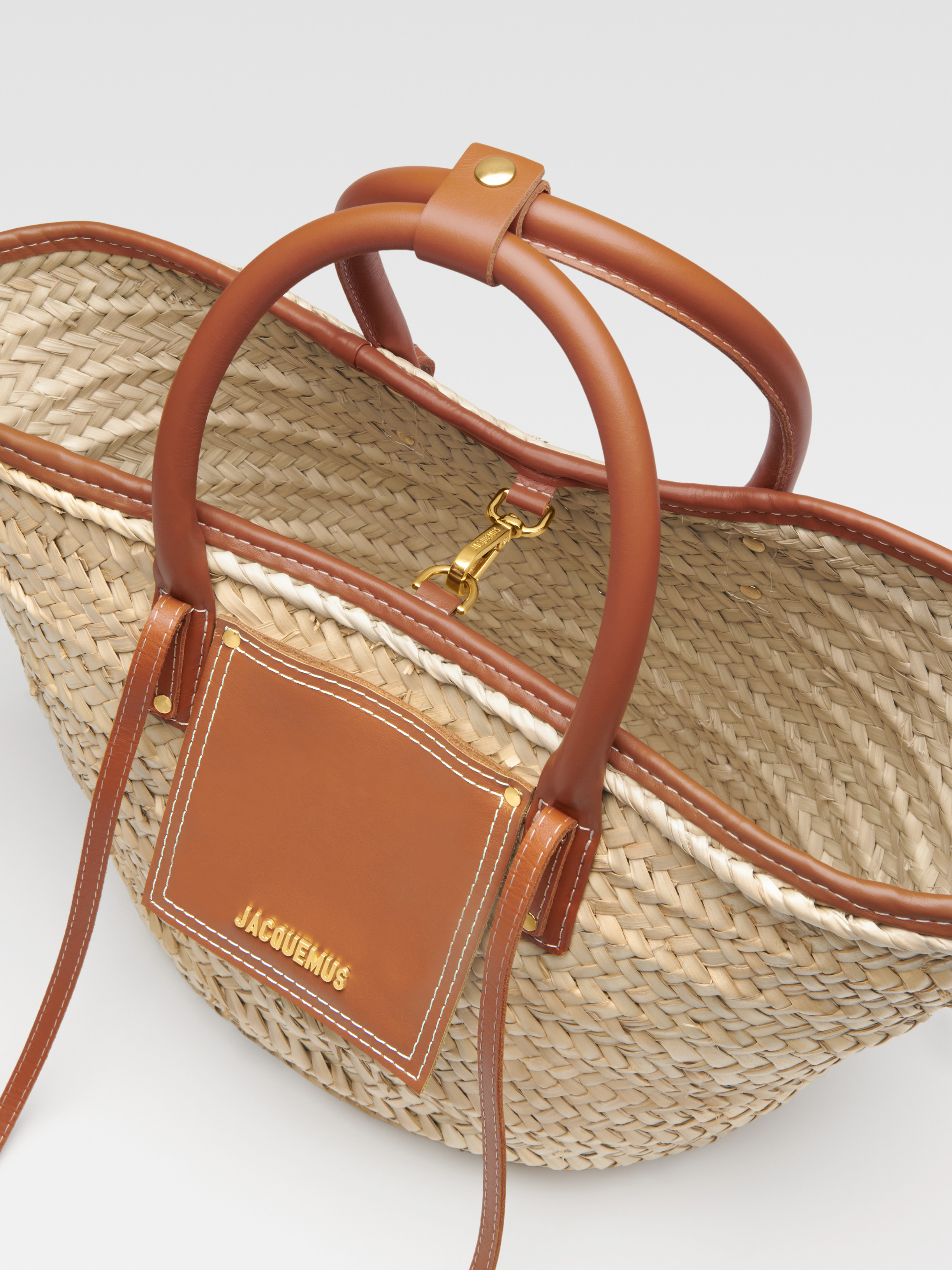 The Soli basket | View All | JACQUEMUS KSA Official Website
